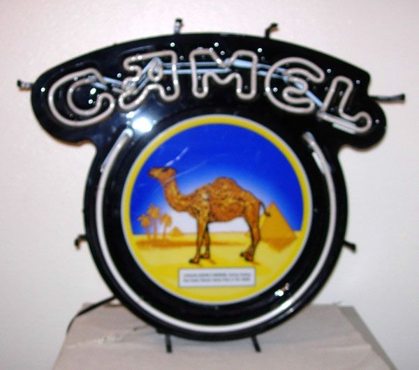 1023: CAMEL EMBOSSED NEON SIGN WITH CAMEL