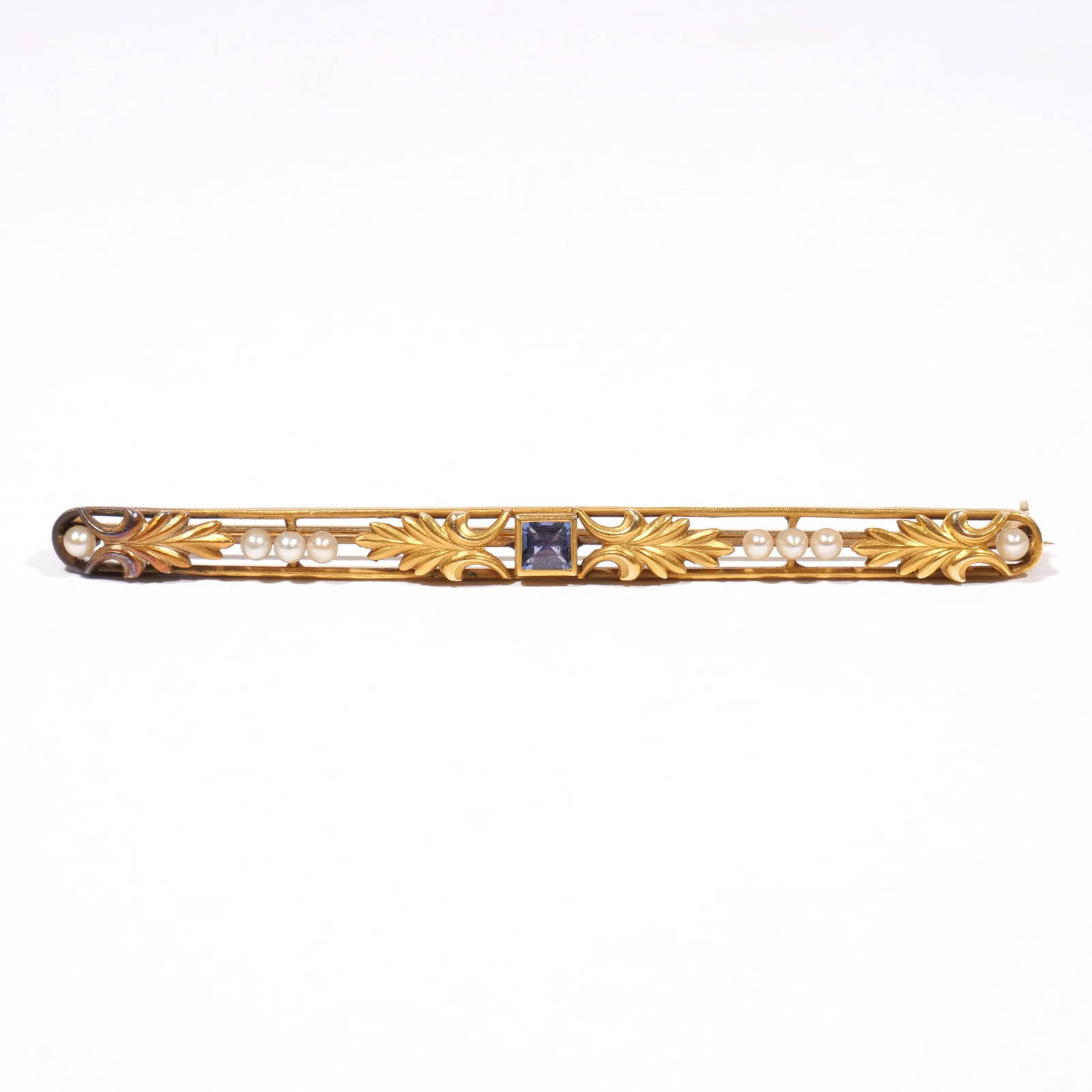 14k Gold Bar Pin Auction