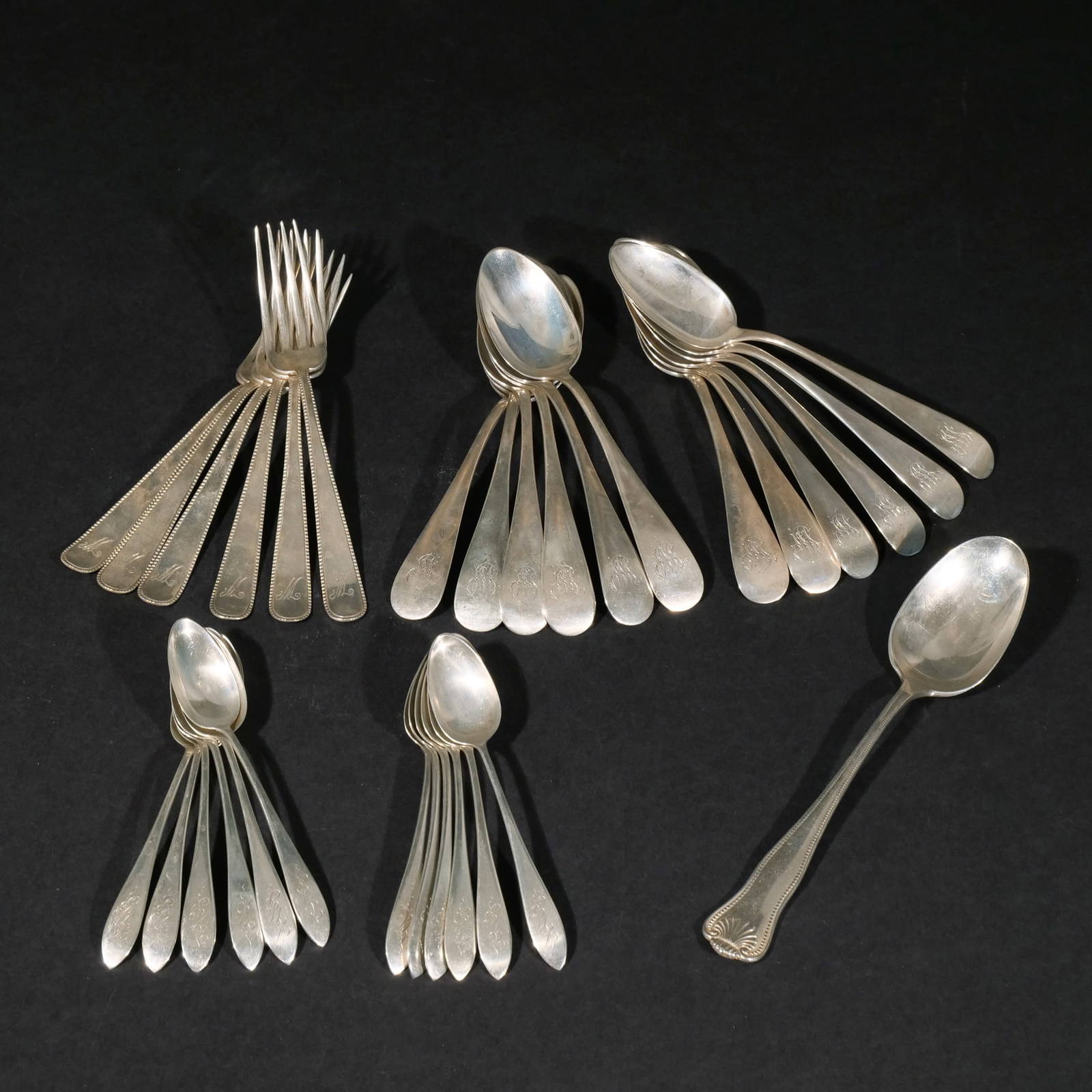 (31pc) Assorted Sterling Silver Flatware Auction