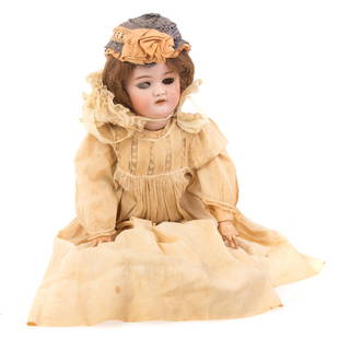 Late 19th Century Simon & Halbig Bisque Doll (dep 1079)