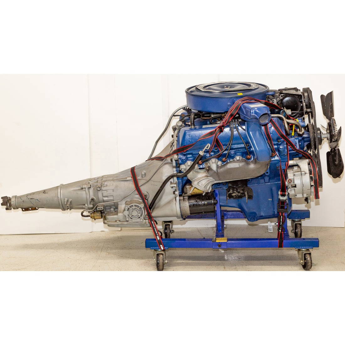 A Ford V-8 Flathead Display Motor - Jul 16, 2025 | Alex Cooper In Md