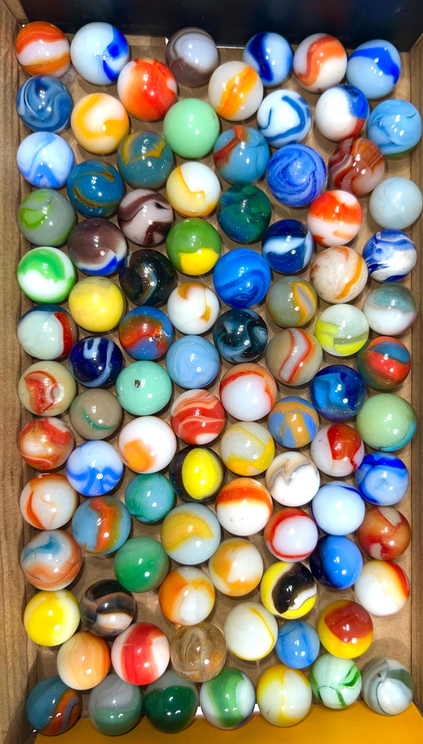 Assorted Machine-made Marbles 106 In Total Auction