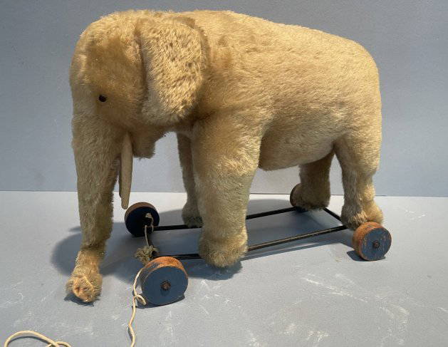 Antique Steiff Elephant on Wheels Pull Toy - Nov 21, 2021 | Winter Park ...