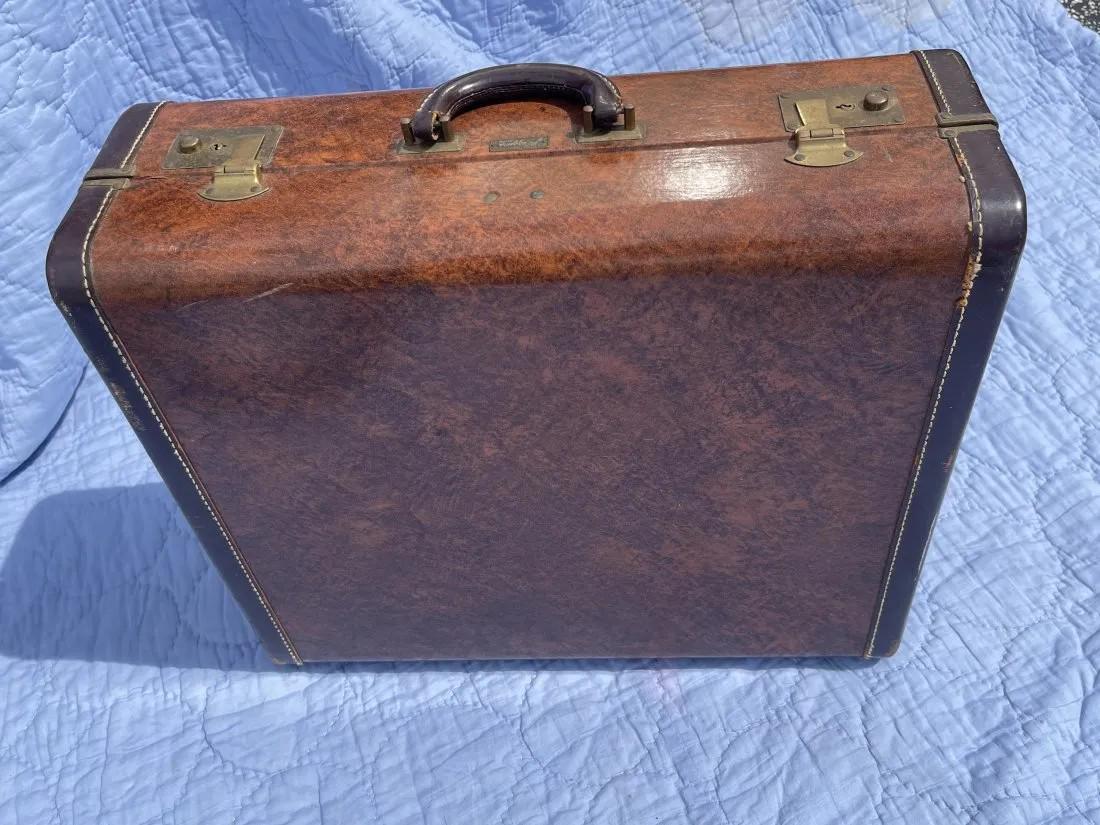 A Vintage J C Higgins quality luggage Suitcase - Mar 13, 2022 | Winter ...