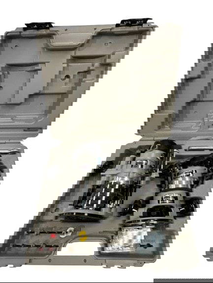 Porter Cable Router Set Of Two. Type's 6902 5 Motor, 1001 & 6931 Base ...