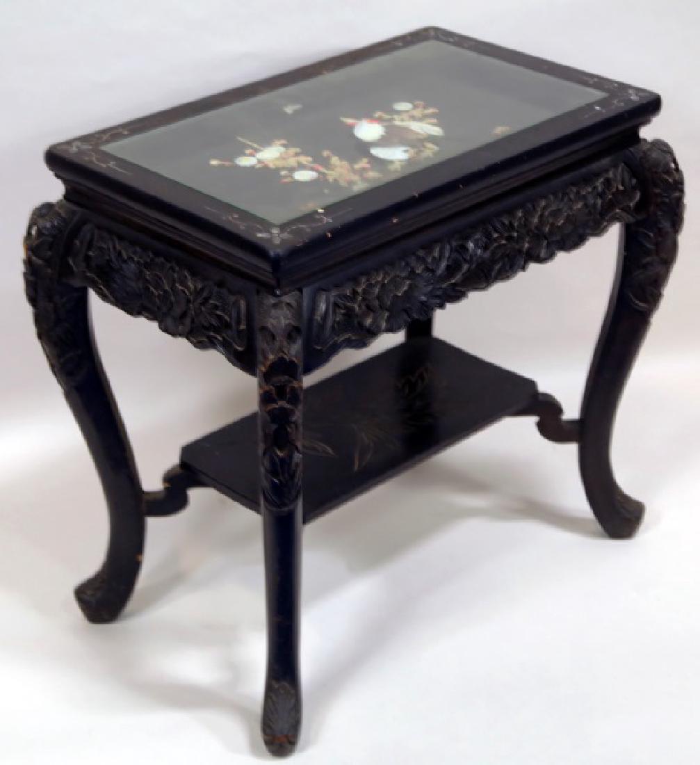 ANTIQUE CHINESE TEA TABLE