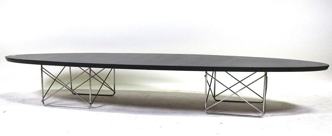 Replica Eames Wire Base Elliptical Table
