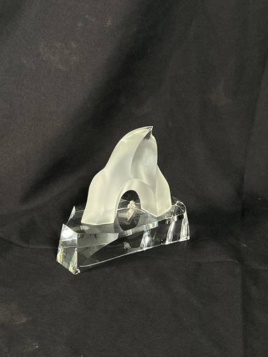 STEUBEN ICE HUNTER (#0270A) on Jan 11, 2023 | Lewis & Maese Antiques & Auction in TX