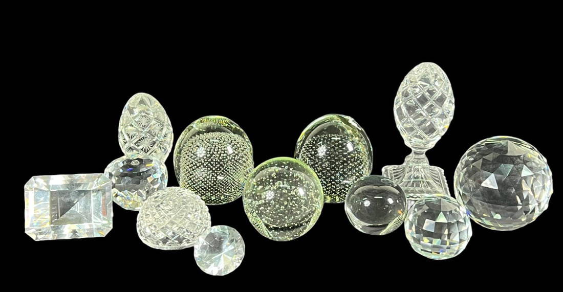 Misc Lot Of 12 Art Glass And Crystal Objects Auction