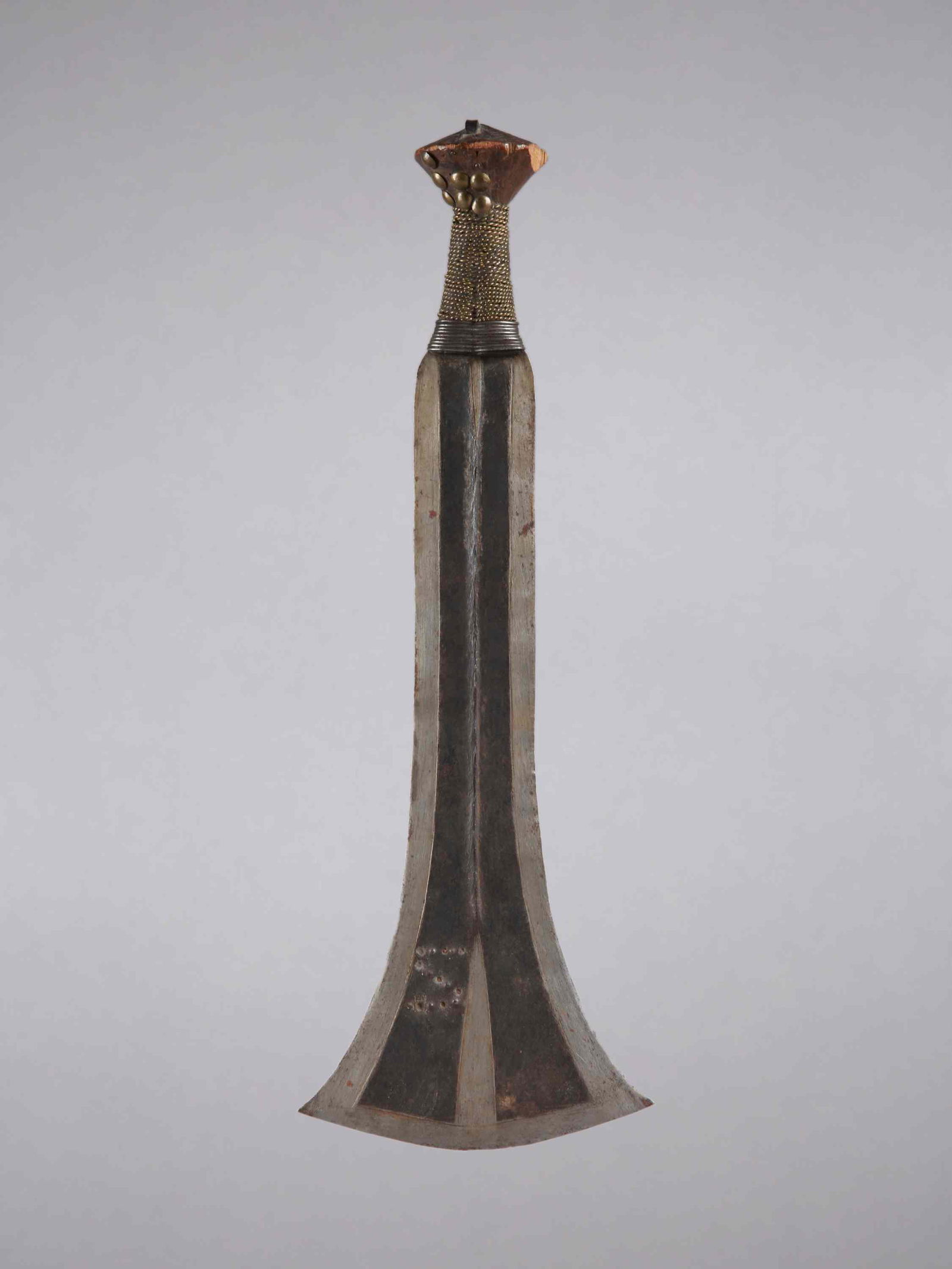 A Konda Prestige Sword, "ikakalaka" | Barnebys