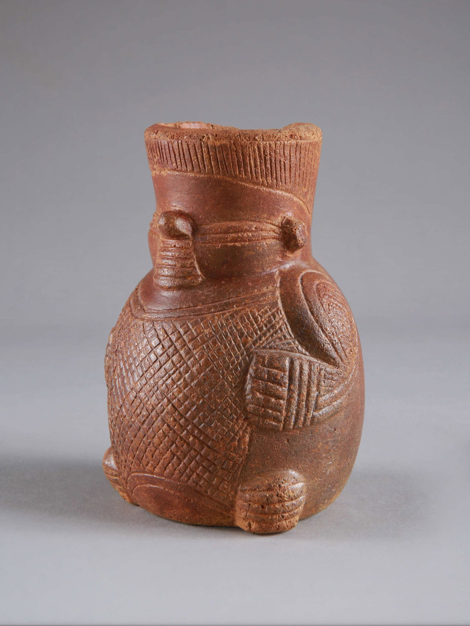 A Calima Anthropomorphic Vessel | Barnebys
