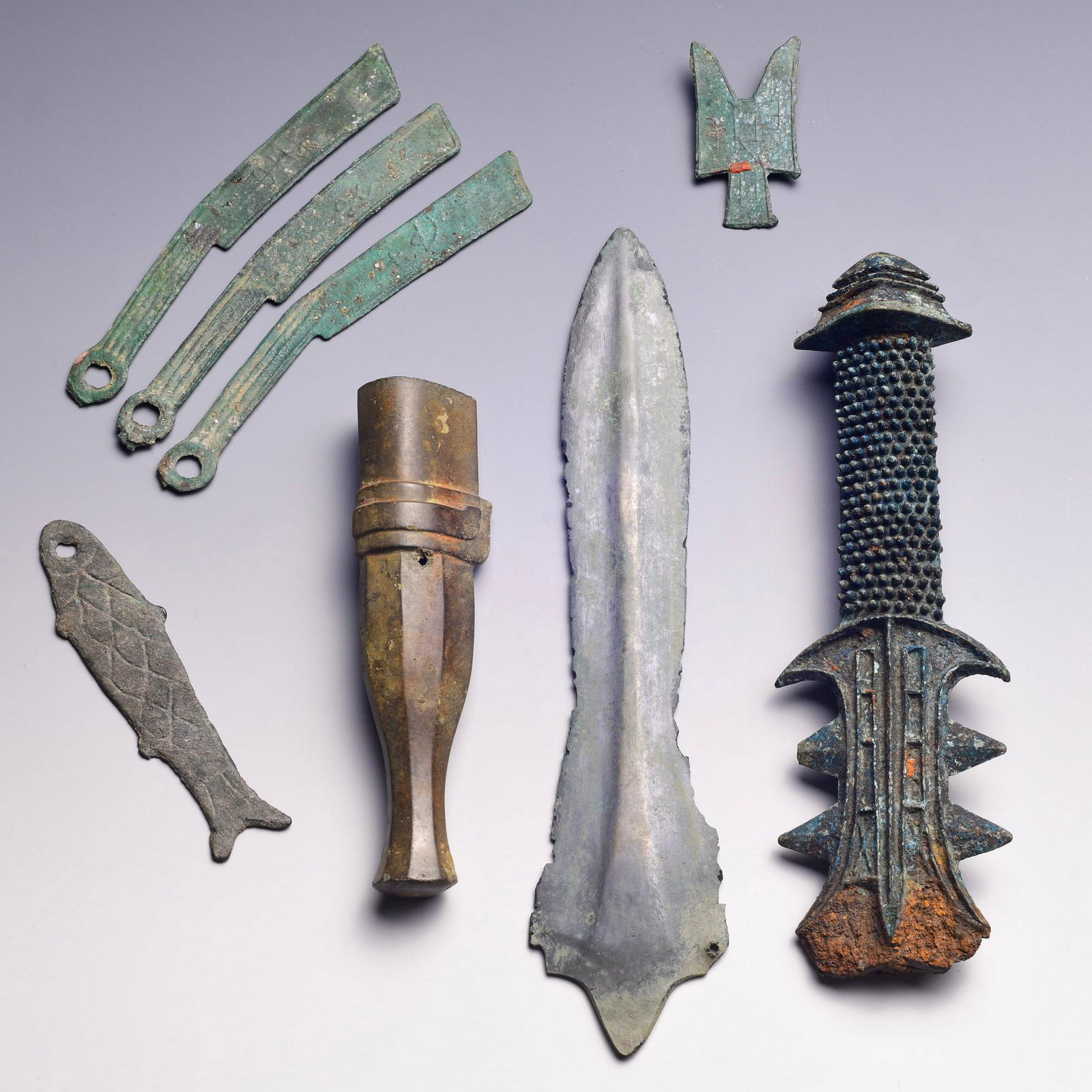 Collection Of Ancient Chinese Bronze Objects - Dec 03, 2022 | Ancient ...