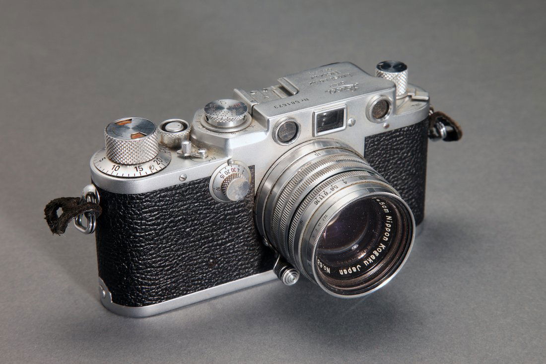 Leica Ernst Leitz Wetzlar 50mm 111f Camera