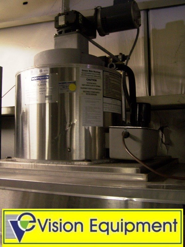 Scotsman/Howe 2000 lb Ice Flaker Machine