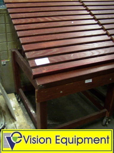 Wooden Euro Produce Display Table Adjustable