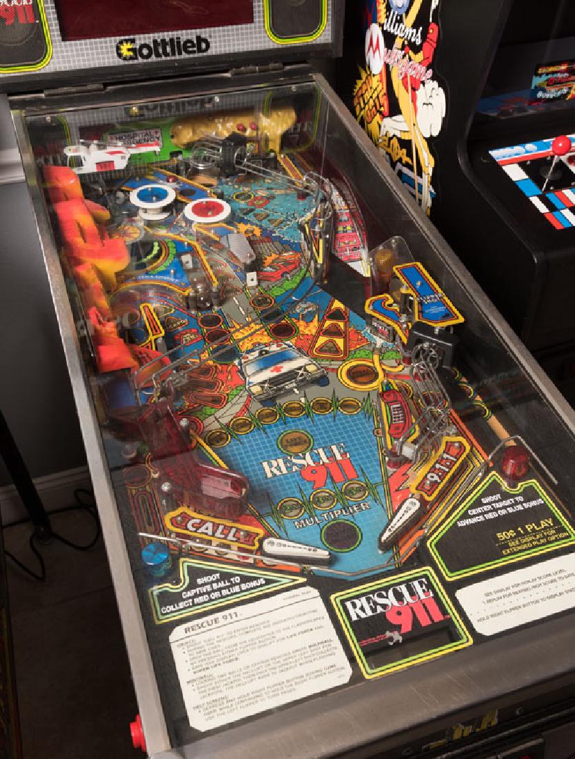 Rescue 911 Pinball Machine