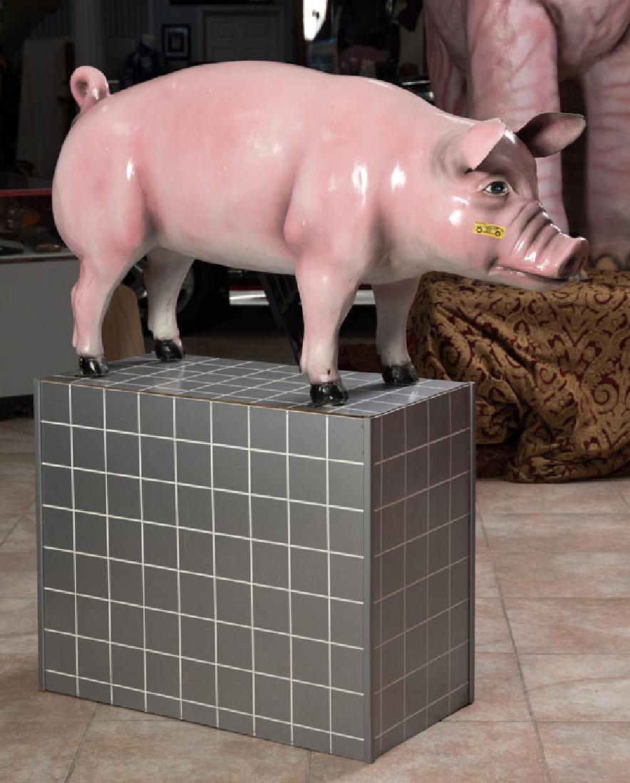 Display Pig Figure on Stand