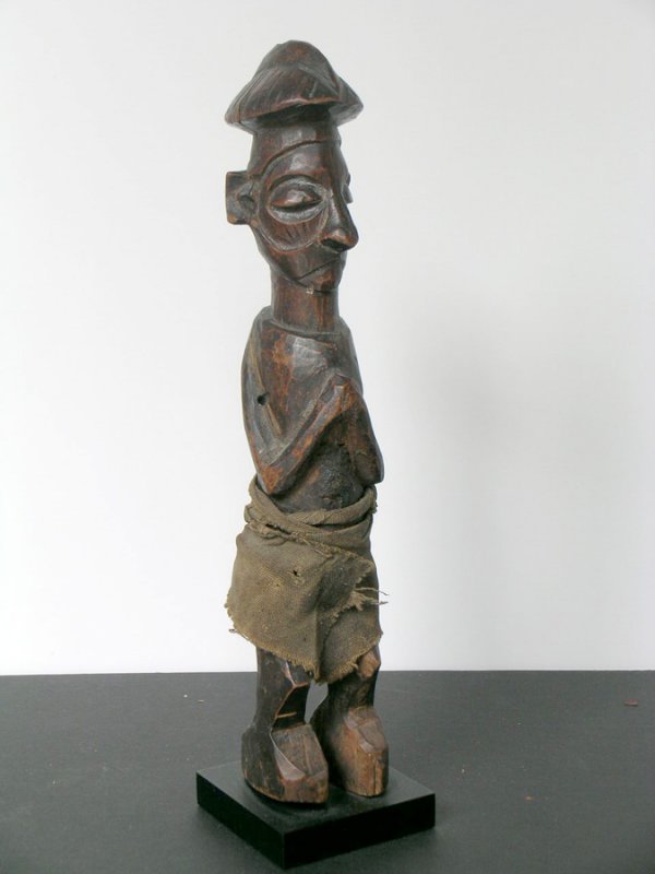 12: AFRICAN POWER FIGURE
