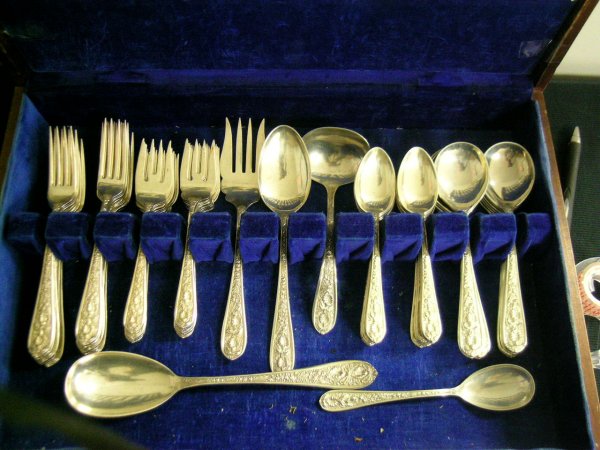 180A: STEIFF STERLING SILVER FLATWARE SET - Dec 13, 2008 | Mid-Hudson ...