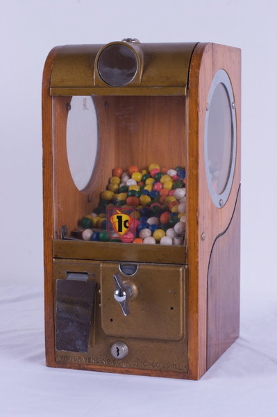 Vintage Victor 1 Cent Gumball Machine