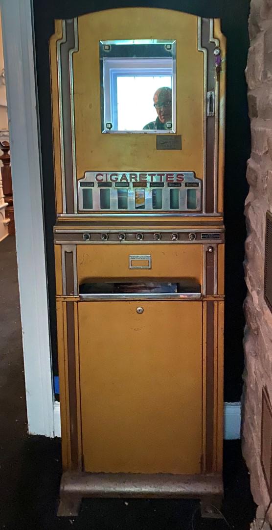 Art Deco Cigarette 25 Cent Vending Machine Auction