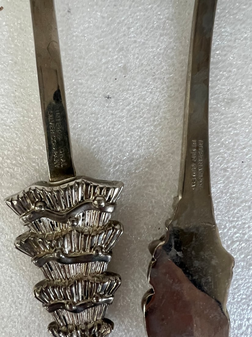 International Large Serving Spoons Santa And Tree Auction