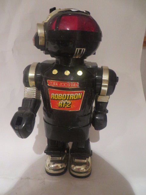 Robotron RT-2 Robot Toy - Nov 07, 2015 | Mid-Hudson Auction Galleries in NY