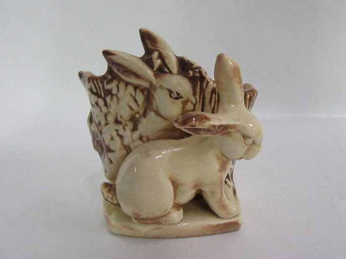 Mccoy Rabbit Planter