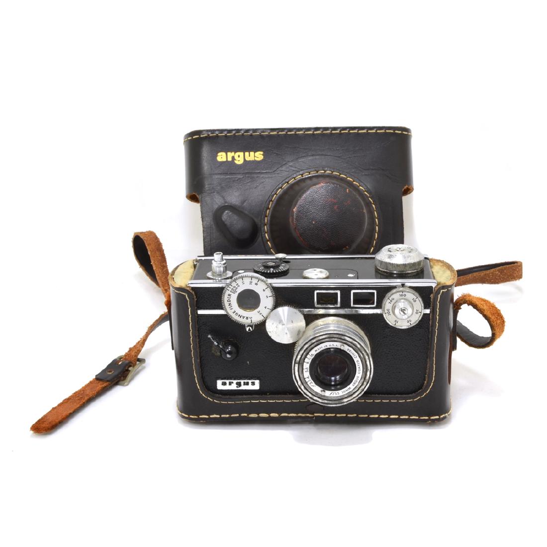 Rare Vintage Argus C Brick Style 35mm Camera With