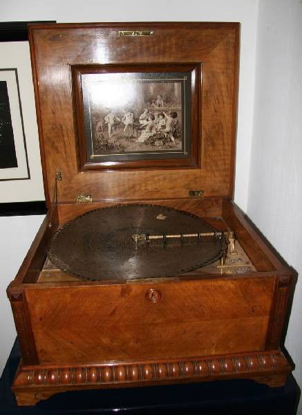 Antique Poly Phone Music Box-Mint Condition