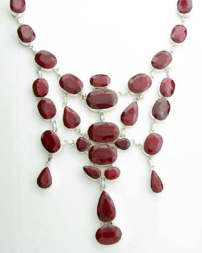 App: 30k 429ct Mixed Cut Ruby & Sterl Silver Necklace