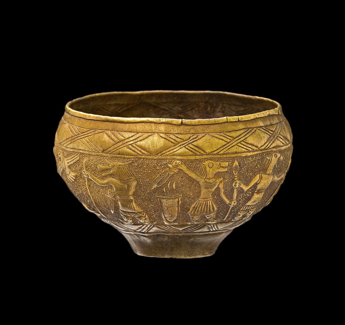 A VIKING RITUAL GOLDEN CUP, 9TH -10TH CENTURY
