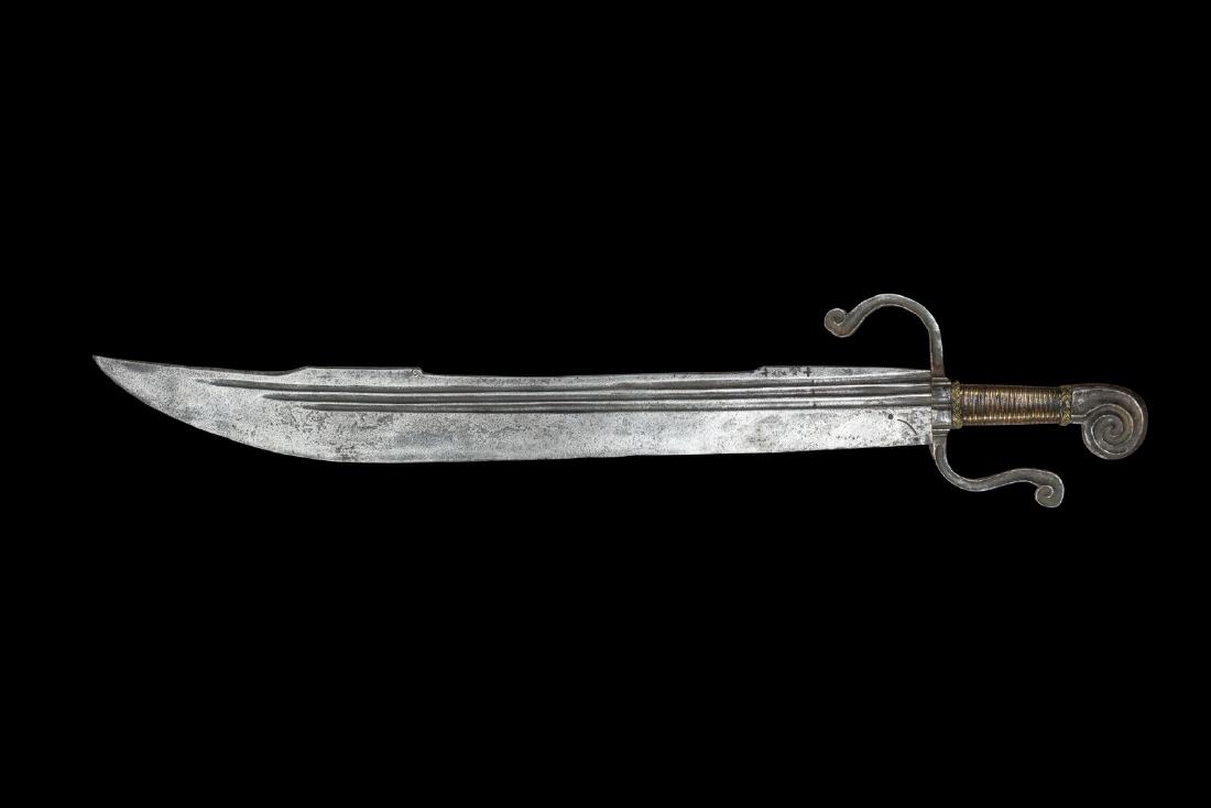 AN ITALIAN STORTA SWORD, EARLY 17TH CENTURY
