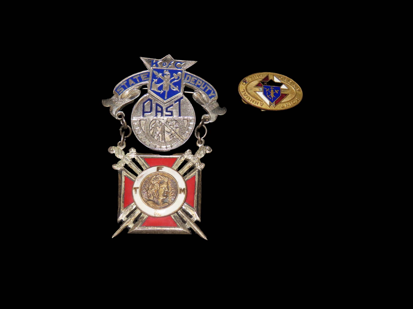 Set Of 2 Knights Of Columbus Pins Auction