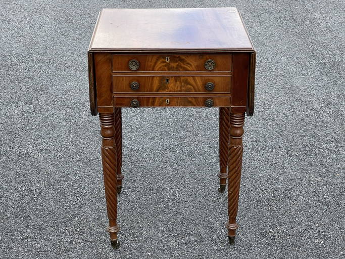 EARLY 19TH C FEDERAL SEWING STAND (#0055) on Dec 03, 2022 | D.L ...