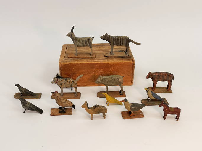 Noah Ark Figures With Box