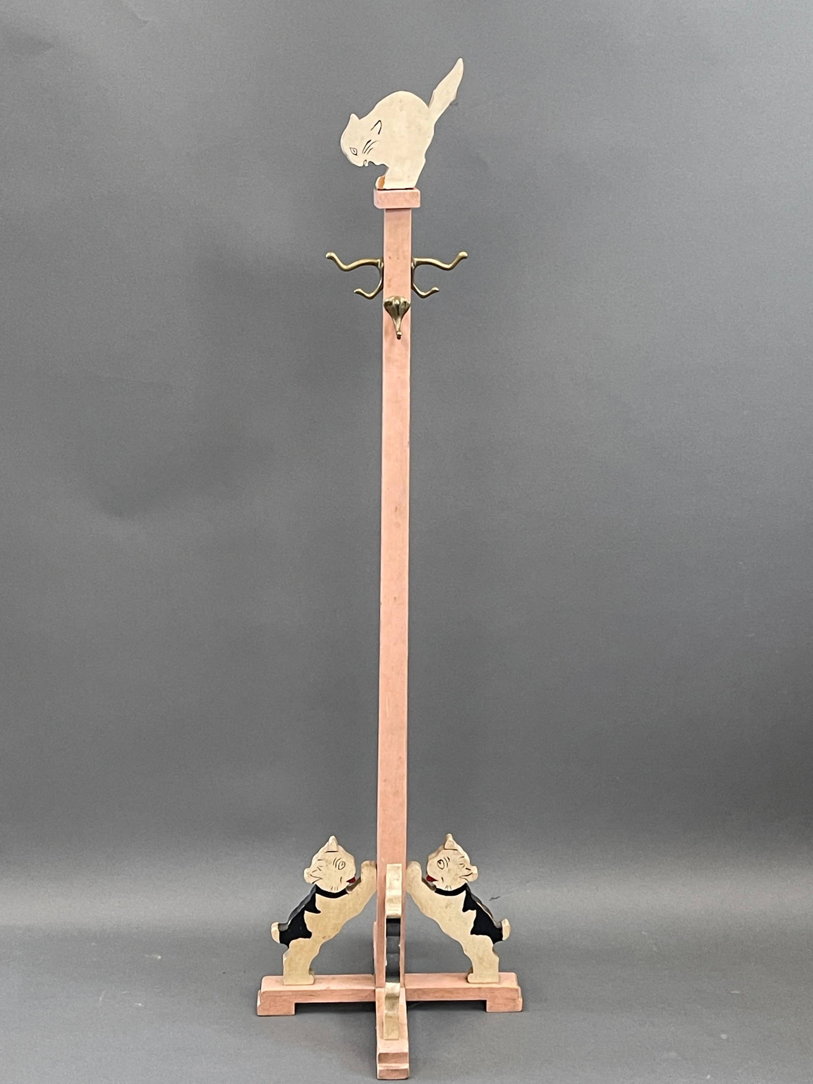 Child's Polychromed "scaredy Cat" Hat Tree Auction