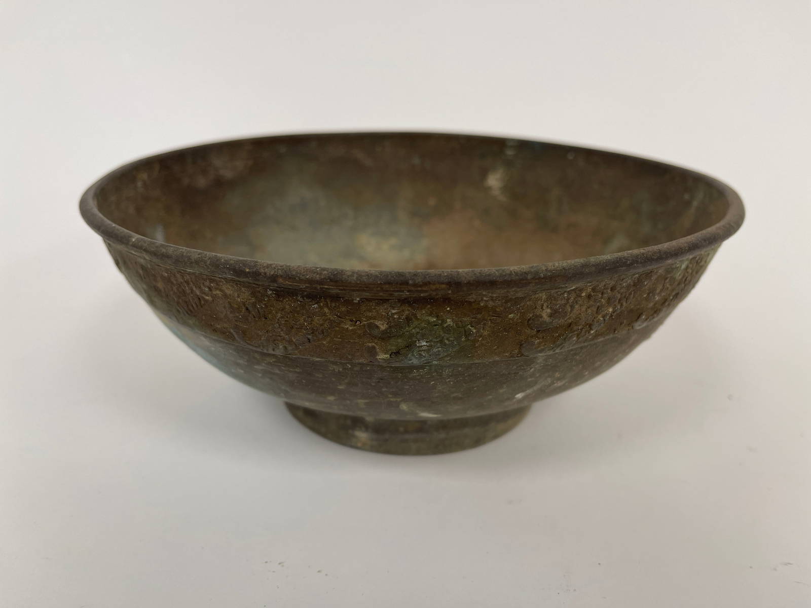 Basement Found 17thc Cast Bronze Decorated Bowl Auction