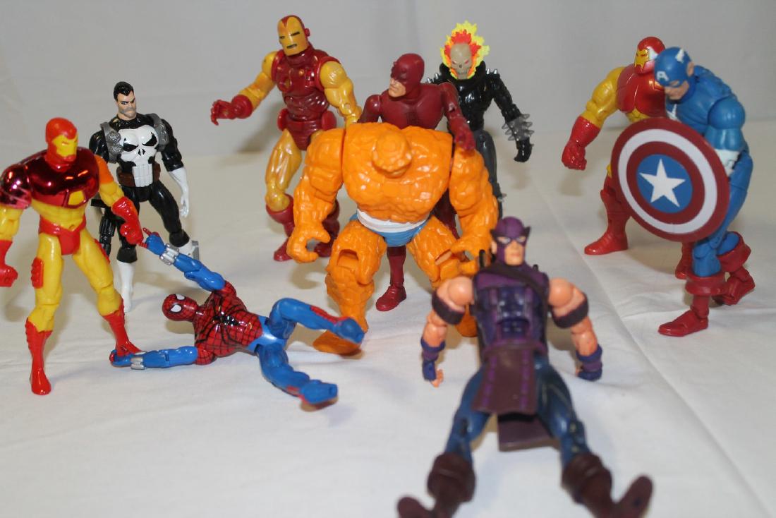 Lot of Marvel super hero action figures