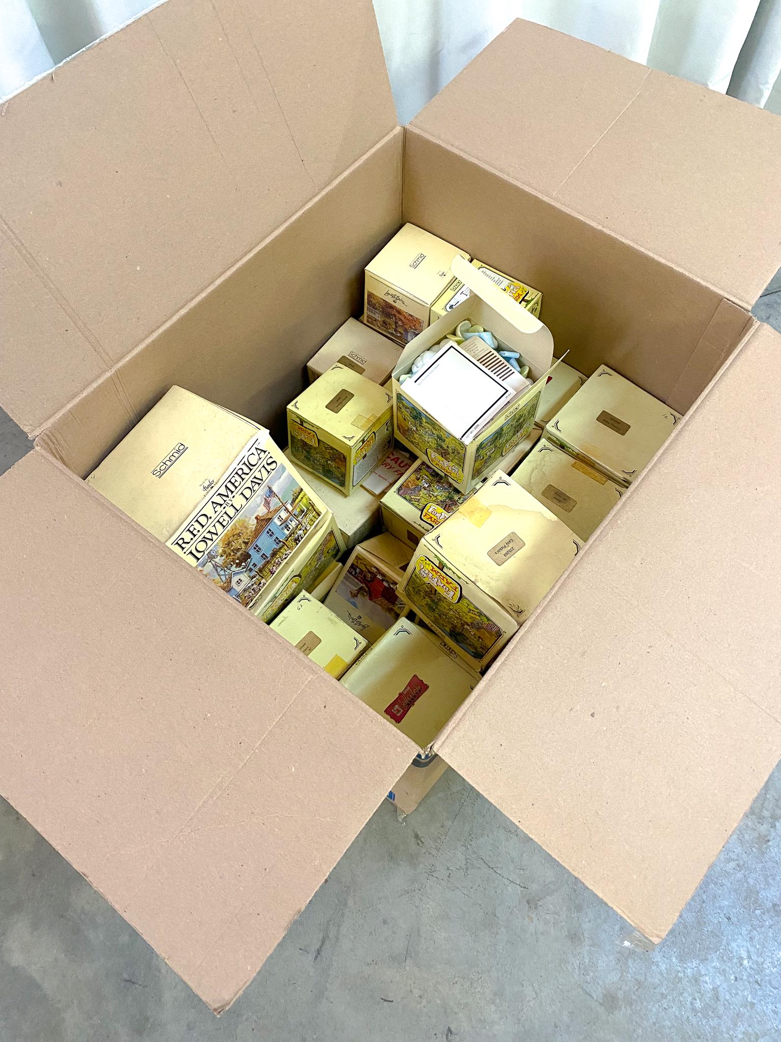 Large Lot Of Rfd America By Lowell Davis Figurines In Boxes Auction