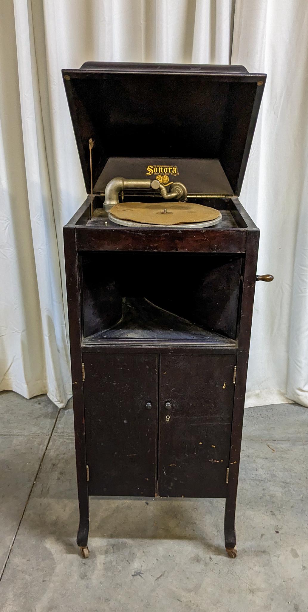 Floor Standing Sonora Phonograph With Record Storage Auction