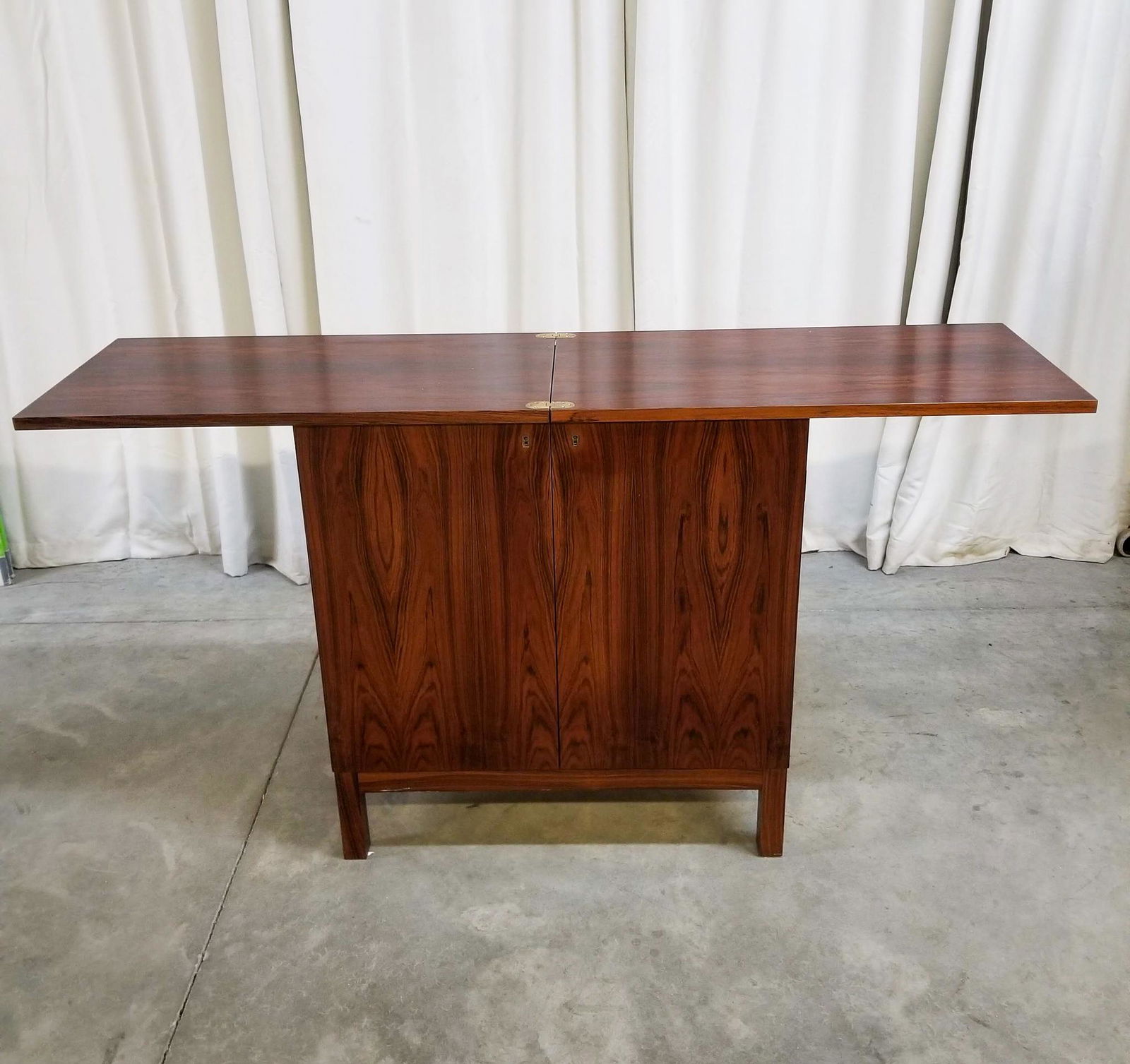 Flip Top Wooden Bar Cabinet