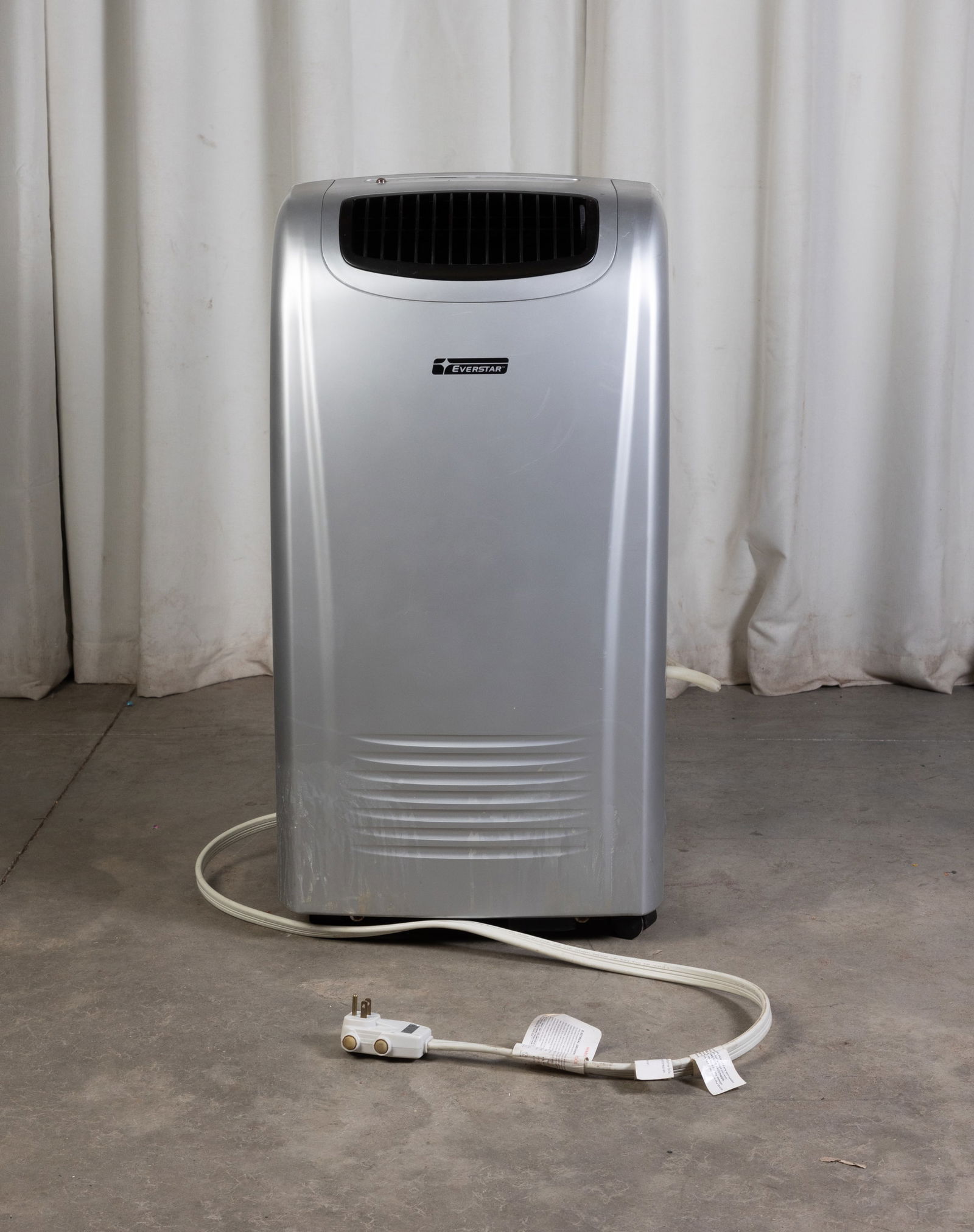 Everstar Standing Air Conditioner Auction