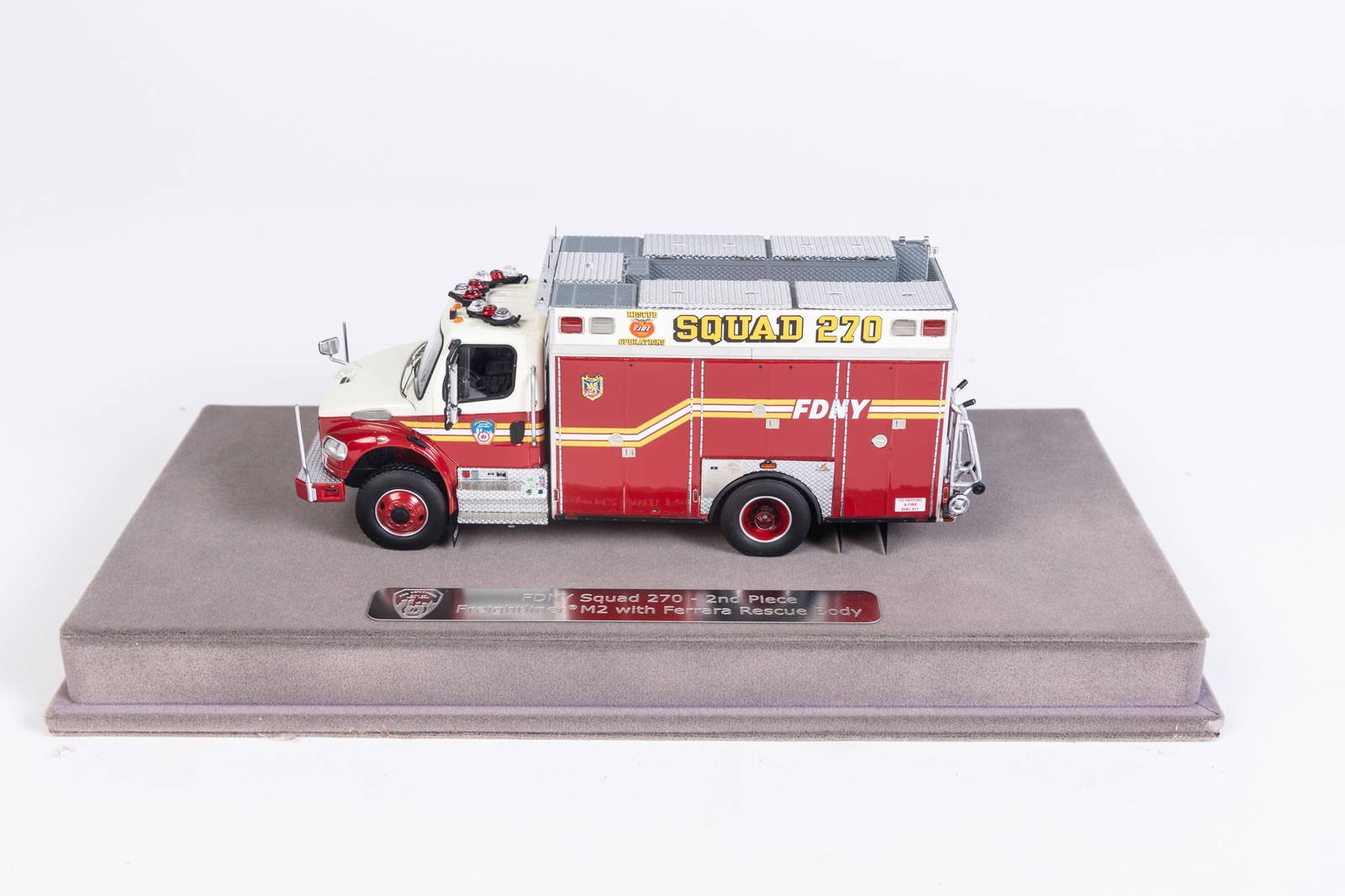 Fire Replicas 1/50 Fdny Squad 270 - 2nd Piece, Freightliner M2 With ...