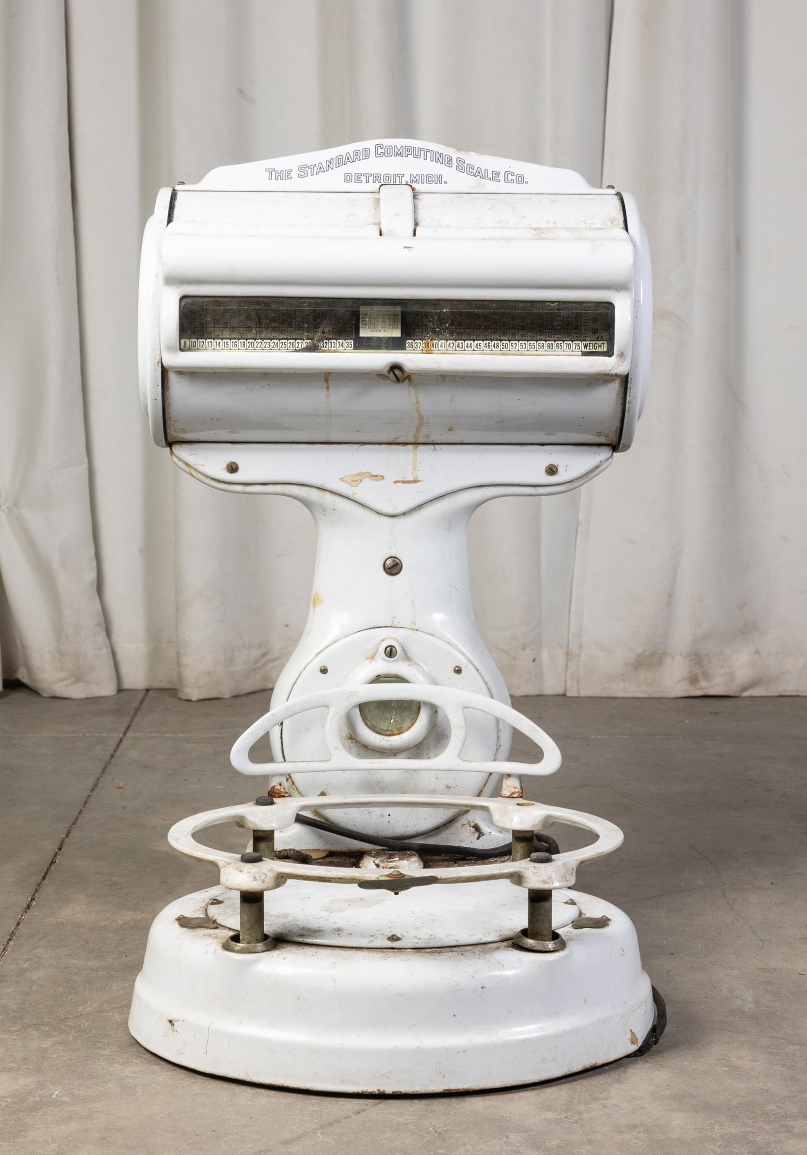 The Standard Computing Scale Co. Porcelain Barrel General Store Scale