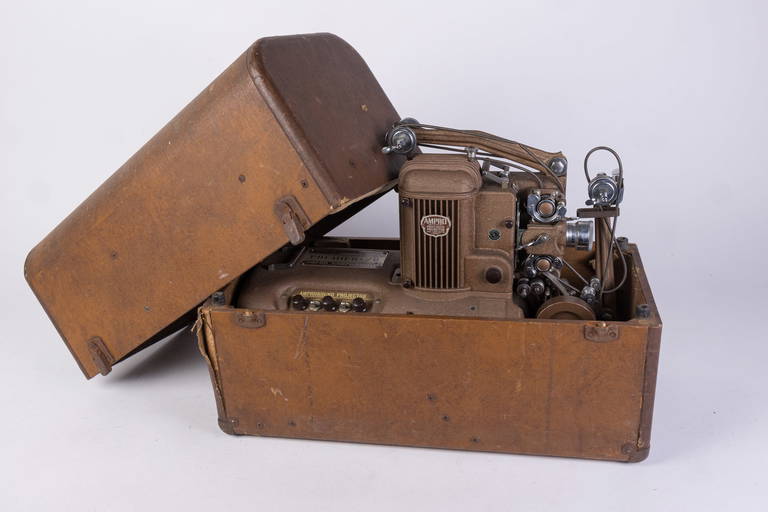 Ampro Corporation Premier 20 Vintage Projector