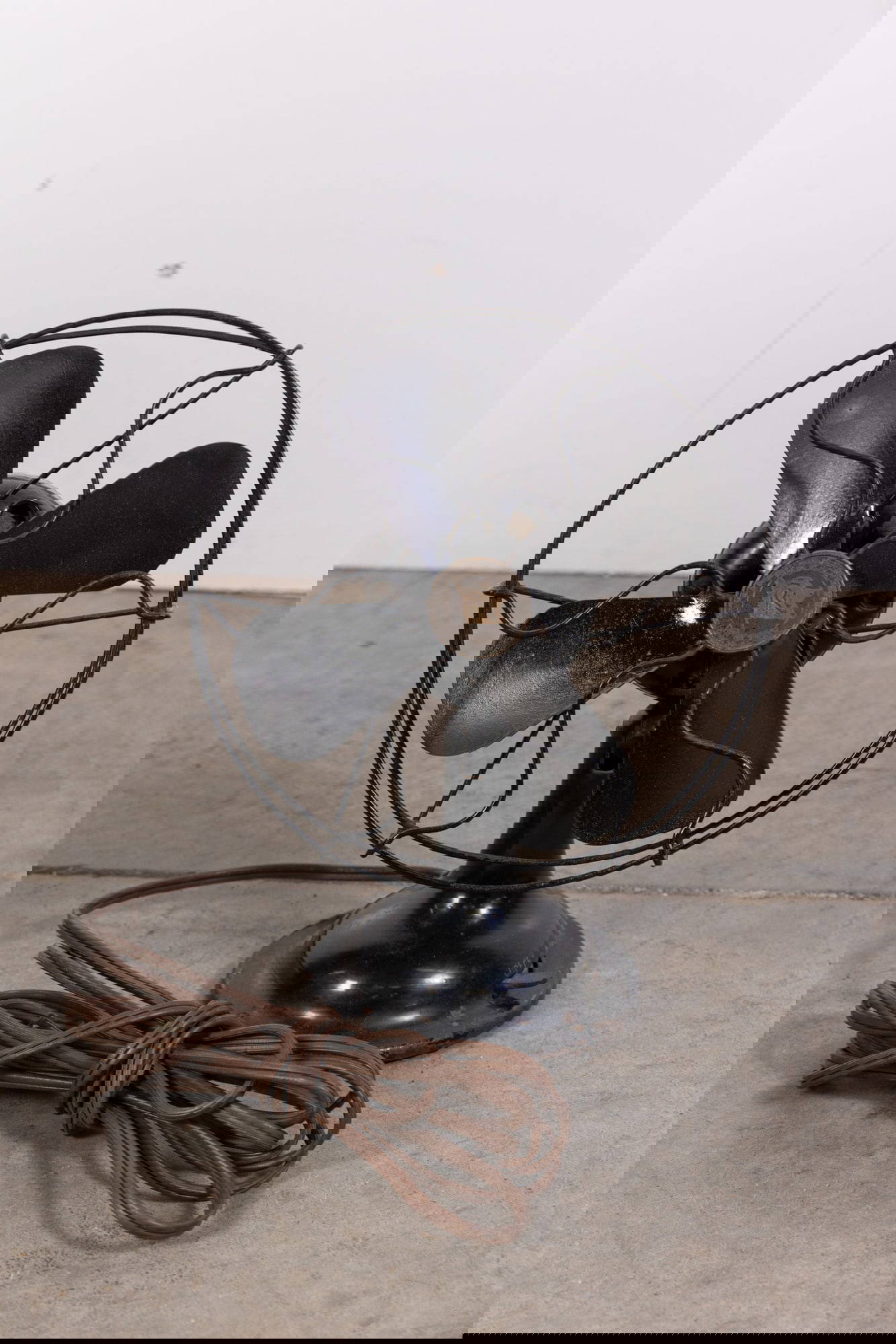 Vintage Electric Fan Auction
