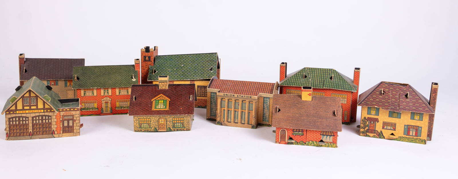 Lot Of Built-rite Cardboard Toy Houses Auction