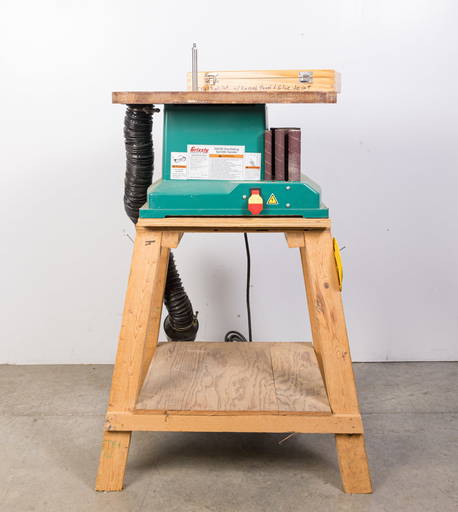 Grizzly G0538 Oscillating Spindle Sander With Bits