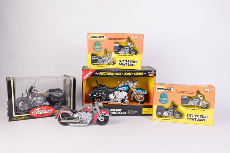 Vintage Harley Davidson And Motorcycle Collectibles